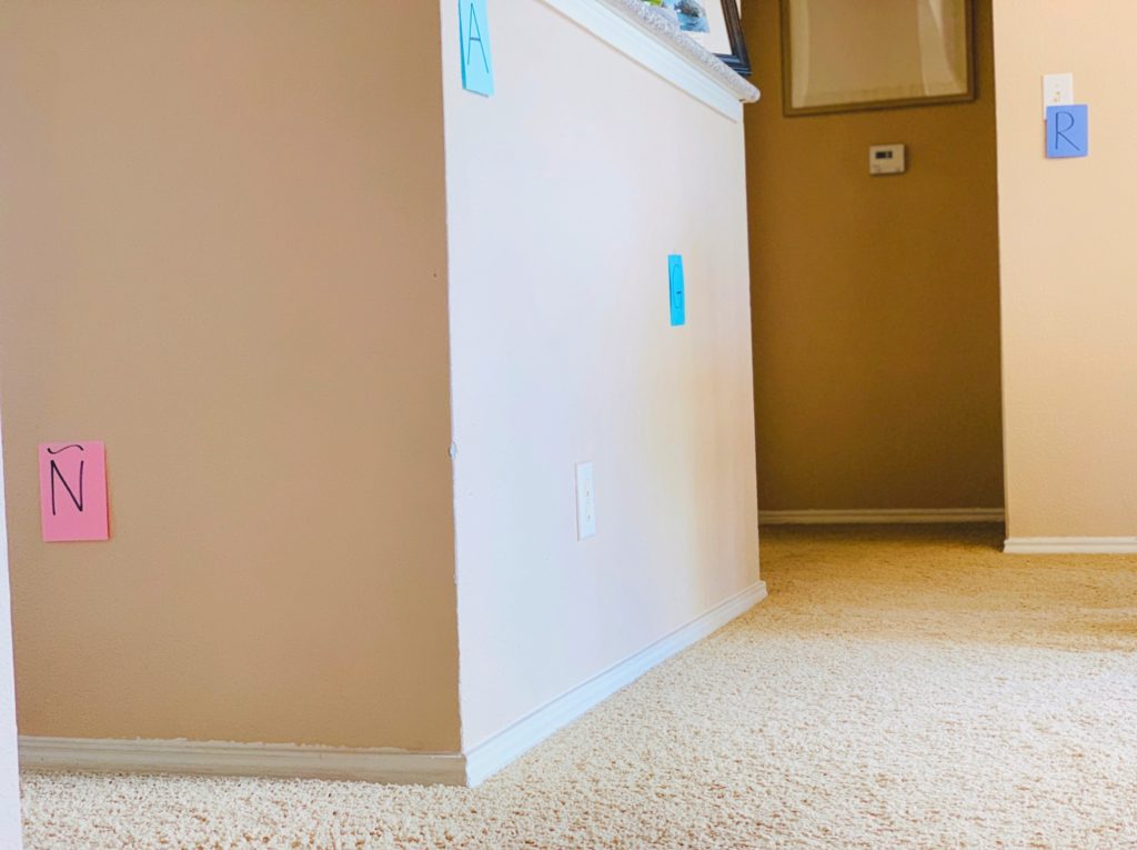 Letter Hunt • ¡Encuentra las letras! – 123 Andrés